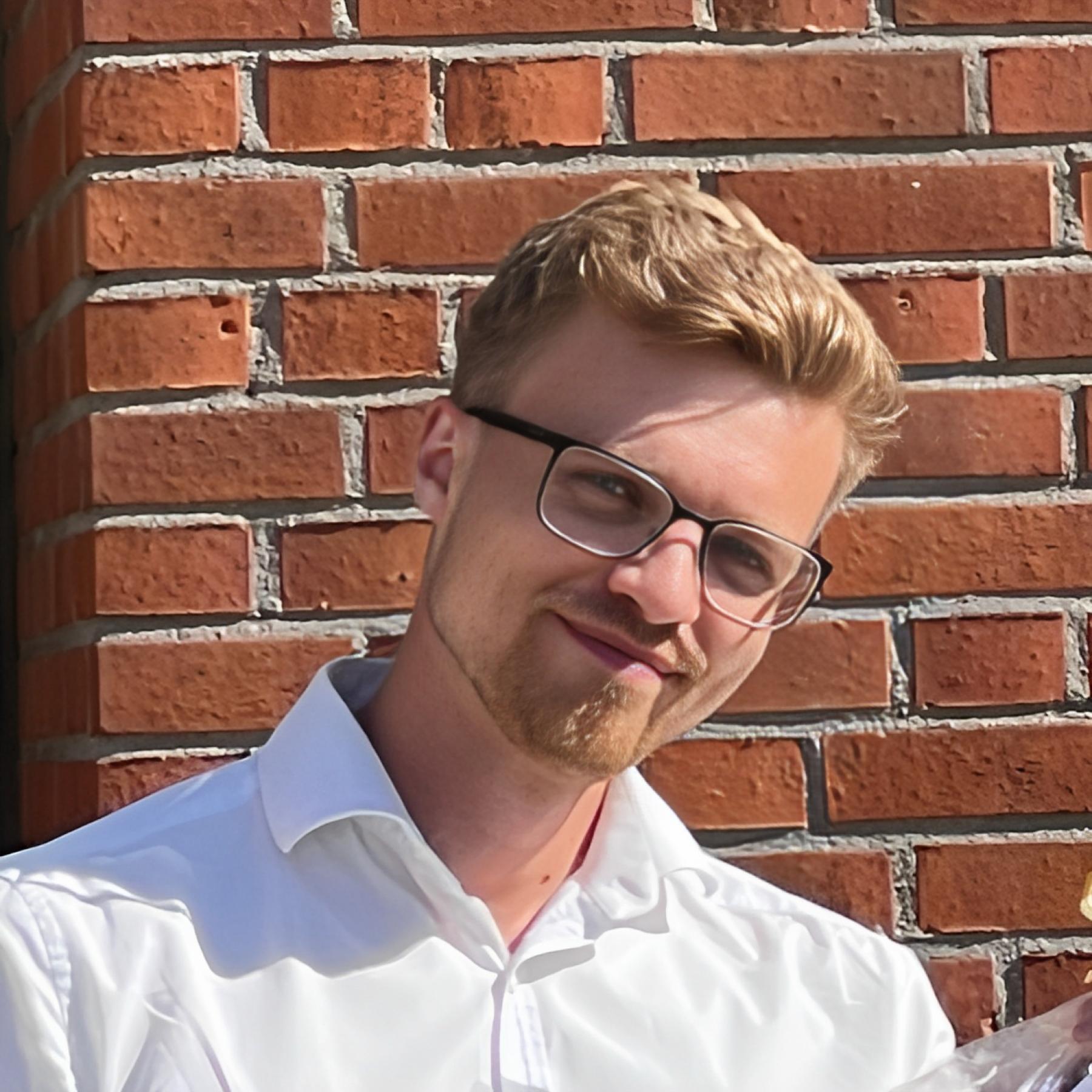 Skillnaden mellan frontend och backend: Guide för webbutveckling - Fiive